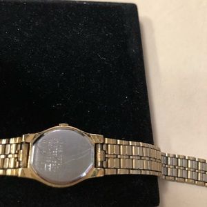 Seiko | Accessories | Seiko Ladies Gold Tone Watch | Poshmark